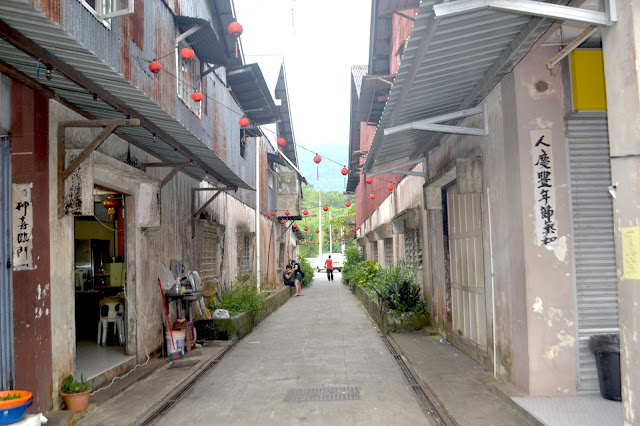 MENIKMATI KULINER KHAS BERPADU NILAI BUDAYA DAN SEJARAH DI SINIAWAN OLD ...