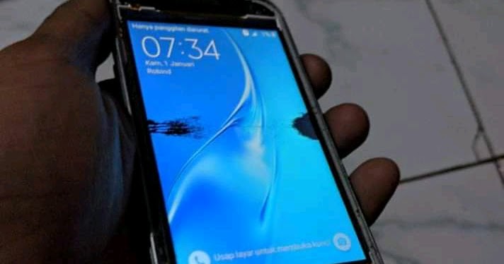 cara menghilangkan noda hitam di lcd android dengan mudah | service hp