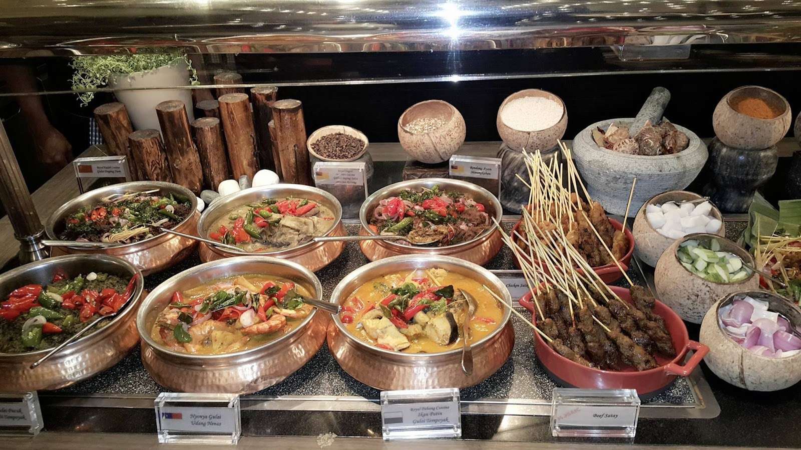 Last 2 Days To Taste Chef Wan's Classic & Royal Malaysian Cuisine ...