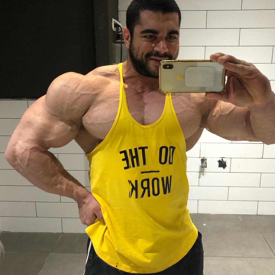 Muscle Lover: Israeli IFBB Pro bodybuilder Sahar Kazes