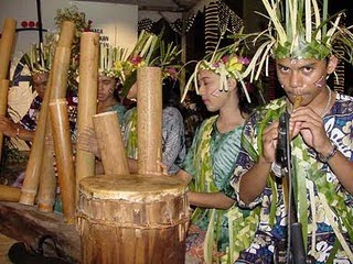 kraftangan: TARIAN SEWANG