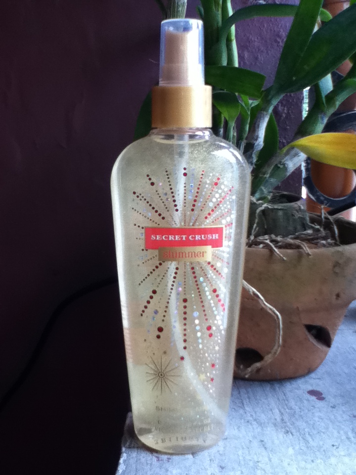 Victoria's Secret : SHIMMER Mist (237ml) | Brochure Co.
