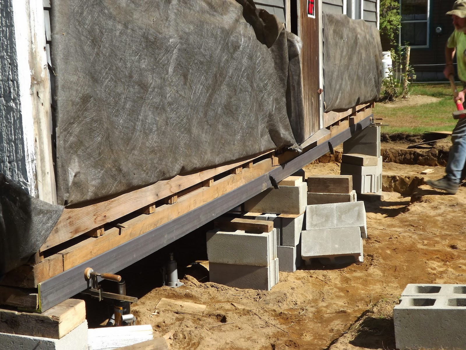 an tigin (the wee house): angle irons for sill support