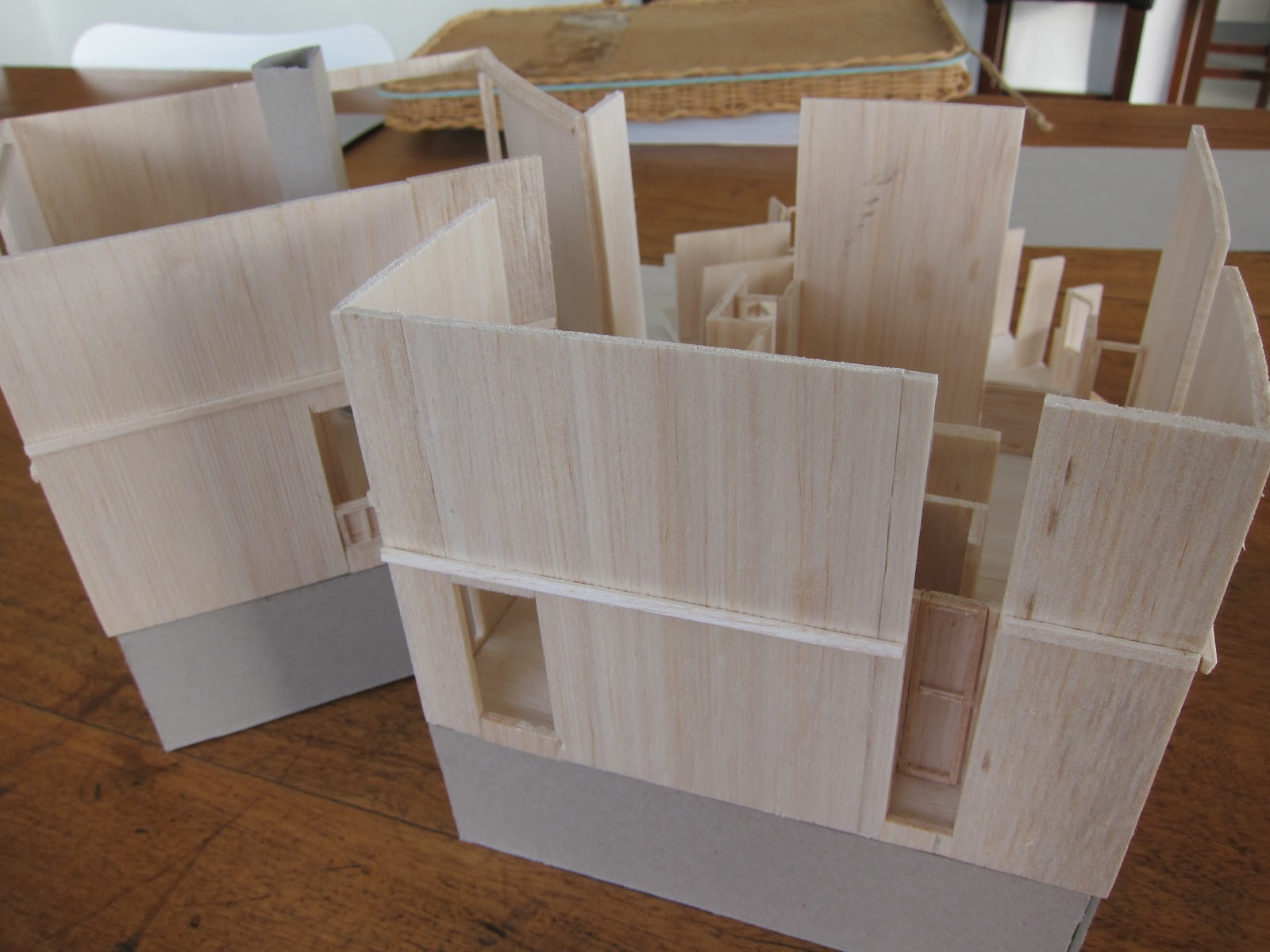 ARCH1142 Communications: Fisher House Model 1:50