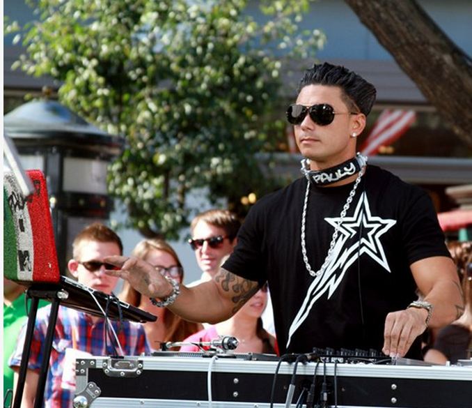 Jersey Shore's DJ Pauly D Spins Extra TV Into It's 18th Year On Air ...