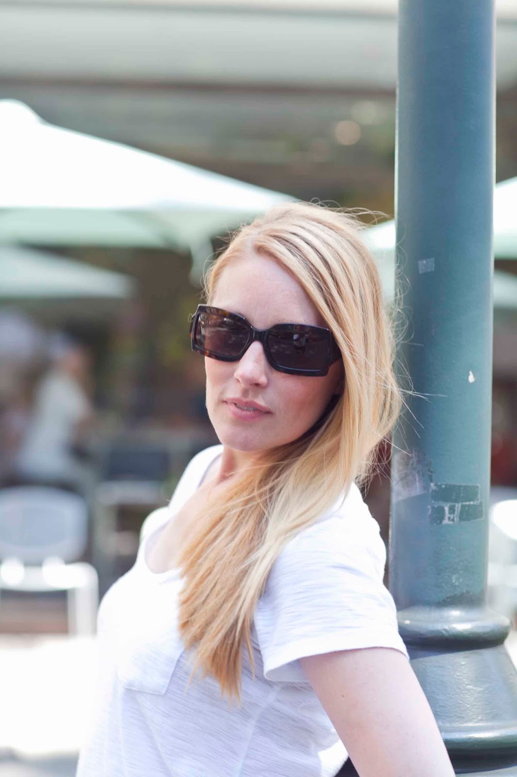 Street Gazing: Street Gazing... Monday Smiles, Anne Ravert.