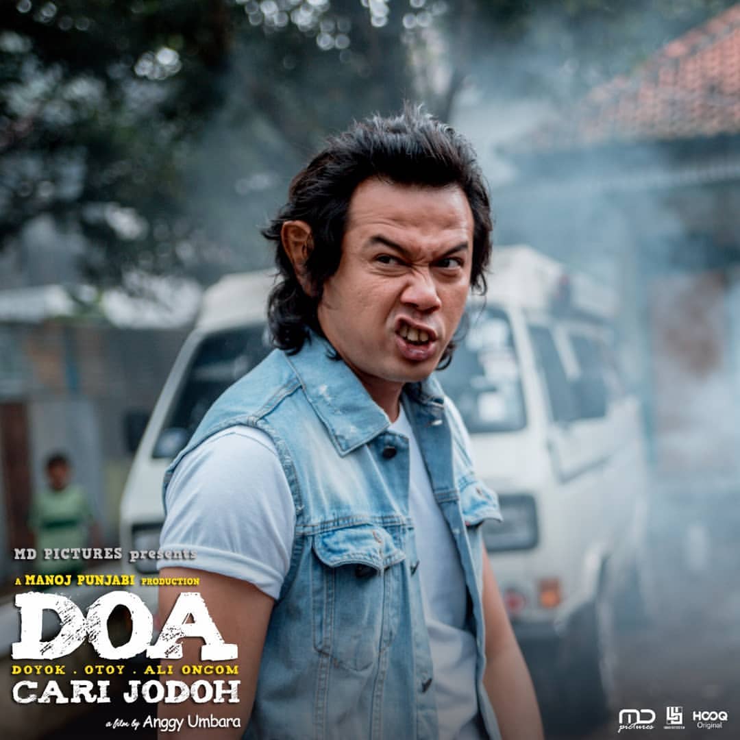 Review Film DOA (Doyok Otoy Ali Oncom) : Cari Jodoh