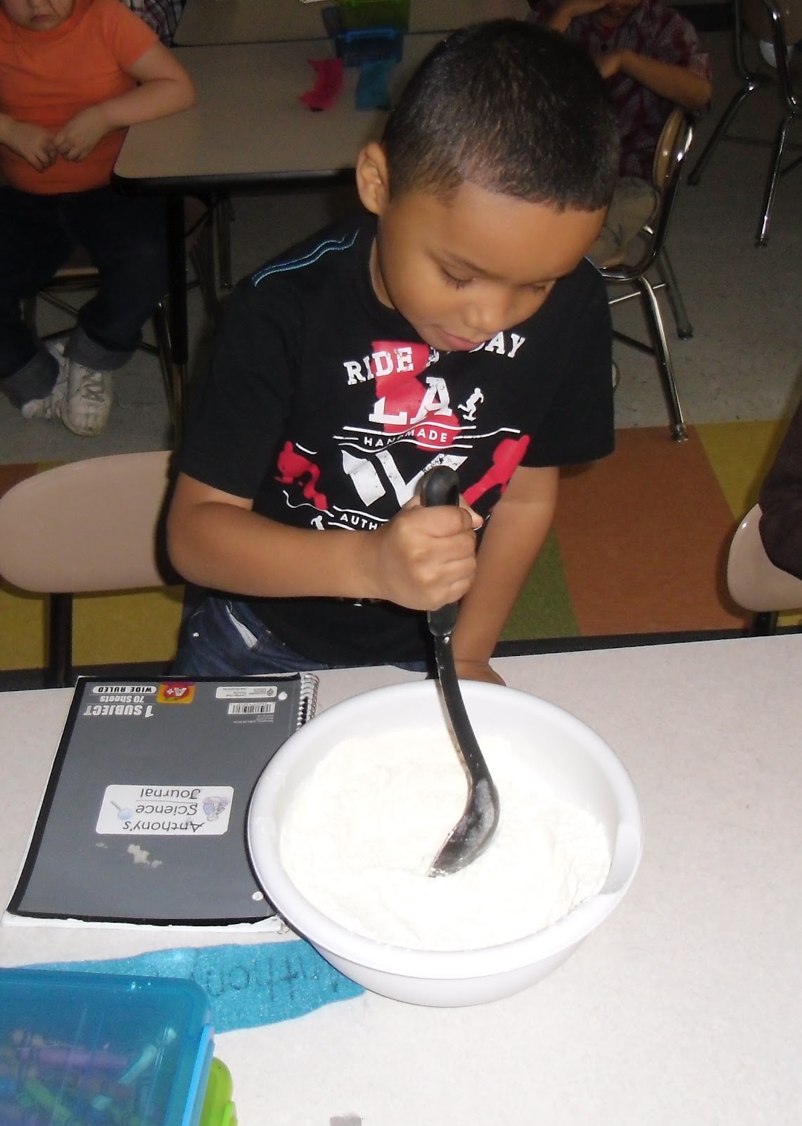 Miss Voss' Kindergarten Class: Farm Animals and Super Science Experiments!