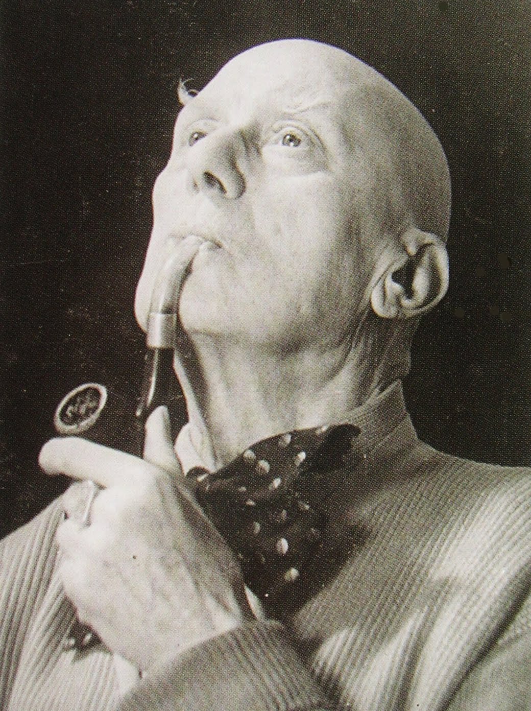 Aleister Crowley Photograph Discovered : r/chaosmagick