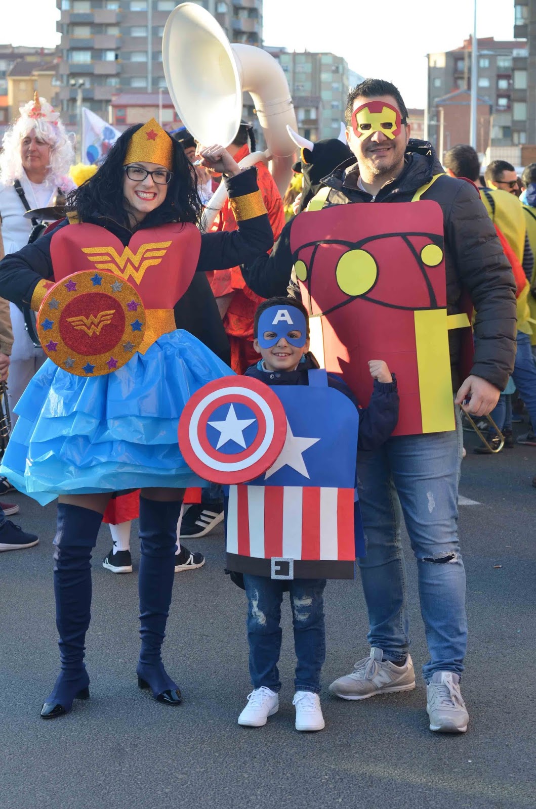 Los superhéroes llegan al desfile de carnaval ~ AMPA Saavedra - CEIP ...