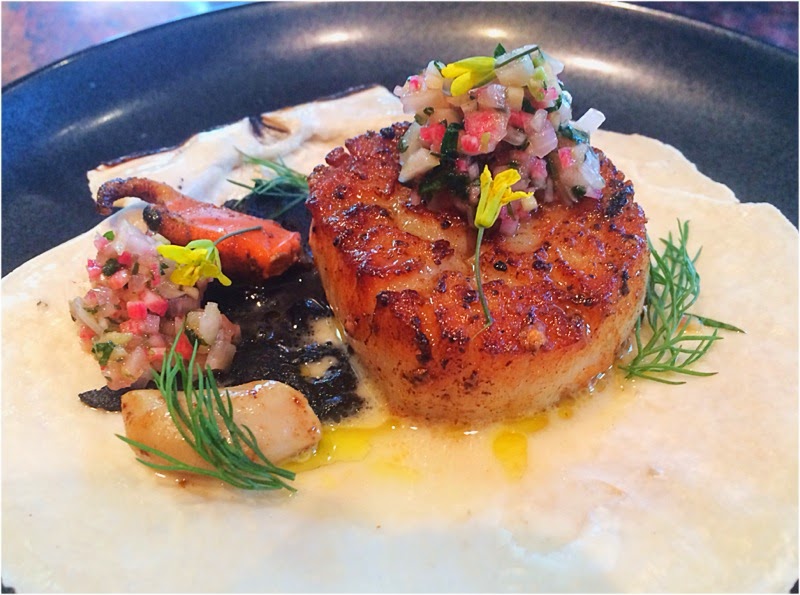 The Post Ranch Kitchen: Live Sea Scallops