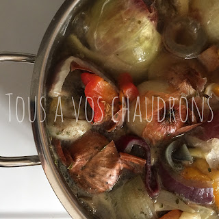 Poulet bouilli et son bouillon | Tous à vos chaudrons