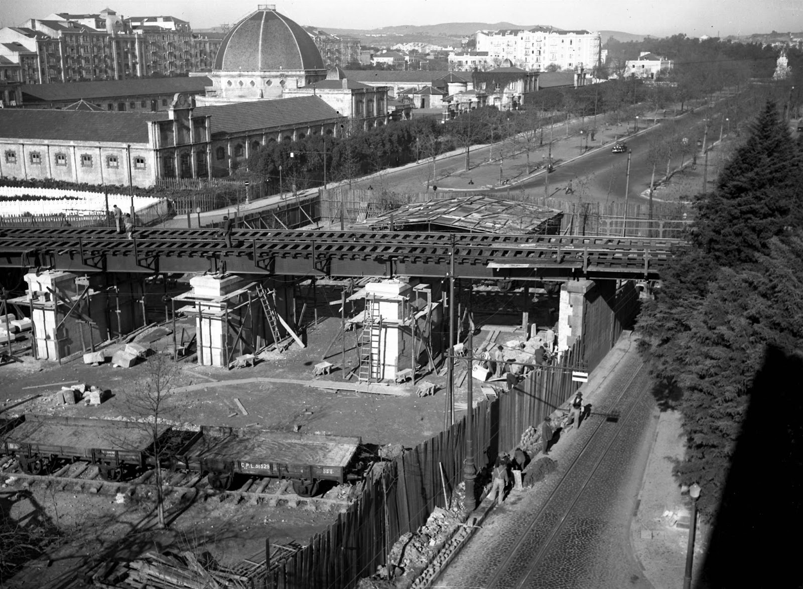 Lisboa de Antigamente: Viaduto ferroviário de Entrecampos