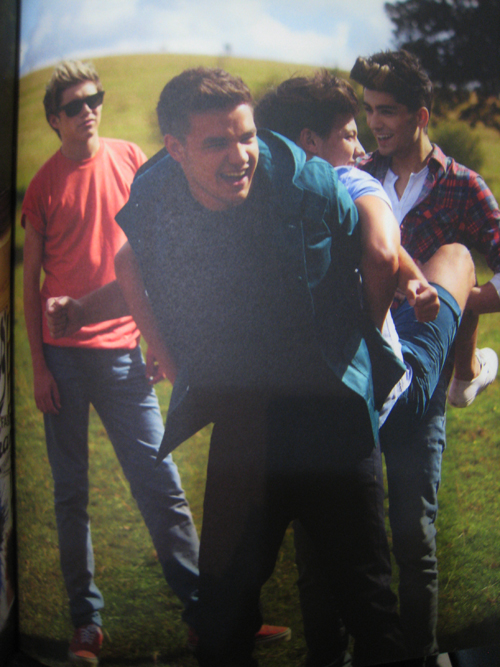 One Direction Girls ♥: Algunas fotos de TMH Yearbook Edition :)