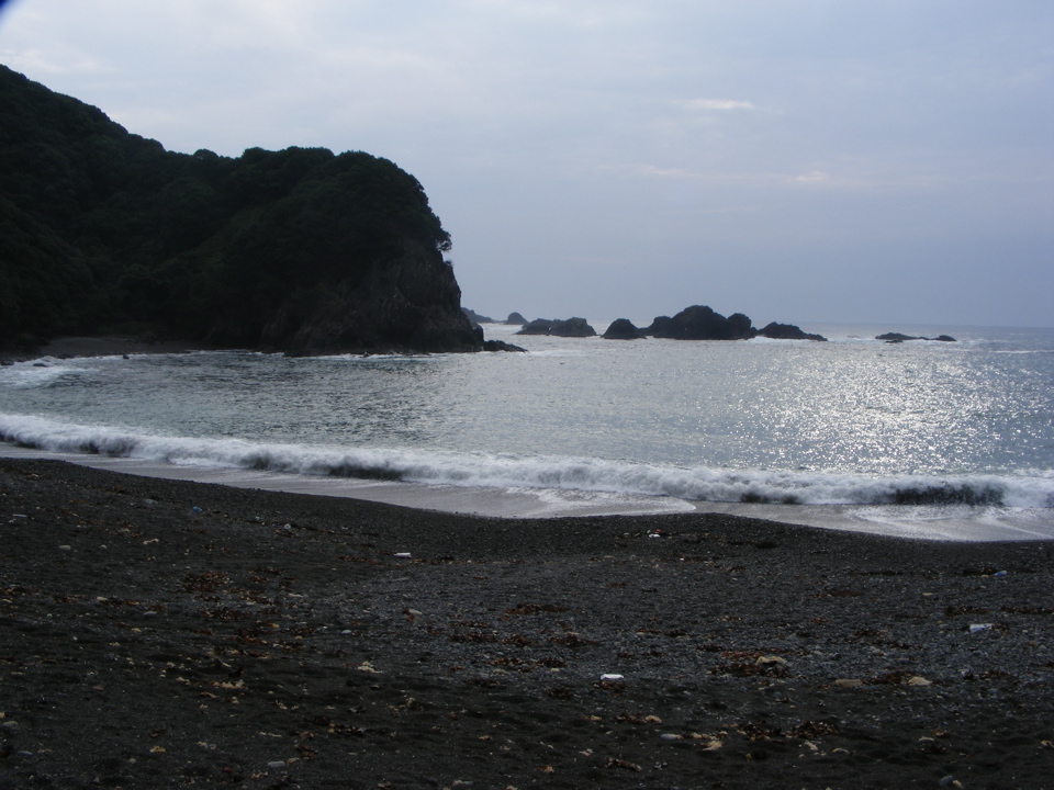 Gypsy Japan - ジプシー日本: Hiwasa, the Sun Line and the Bad Luck Temple