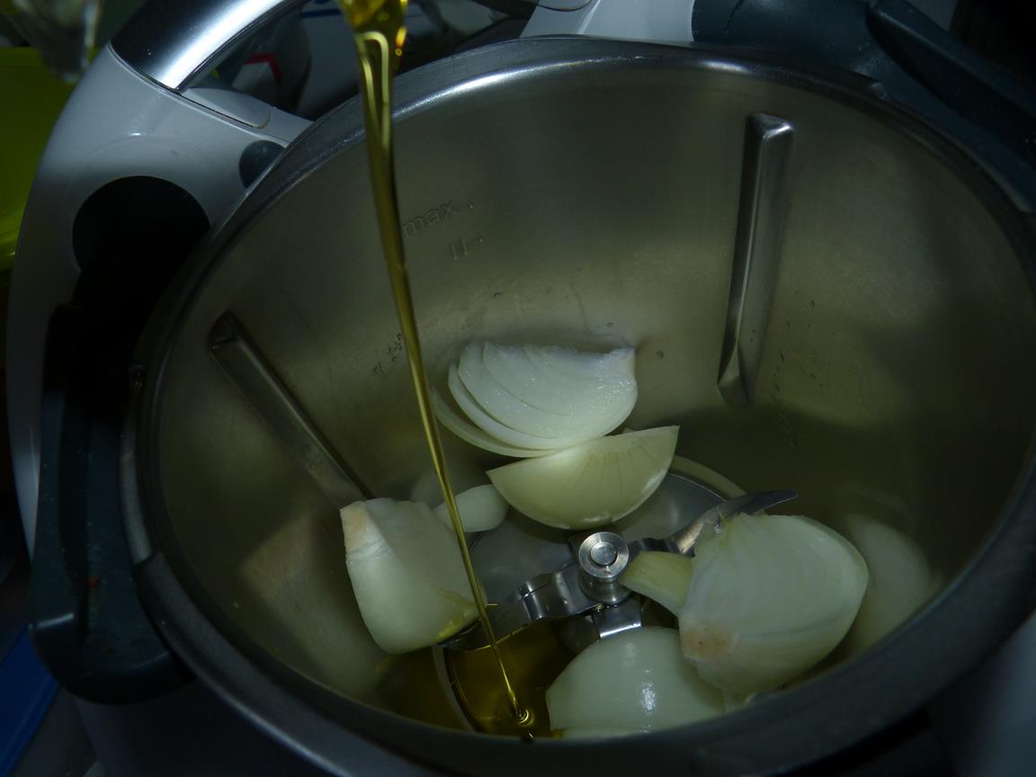 TRASTEANDO EN LA COCINA con José Angel: POLLO EN ADOBO CON SALSA DE CEBOLLA