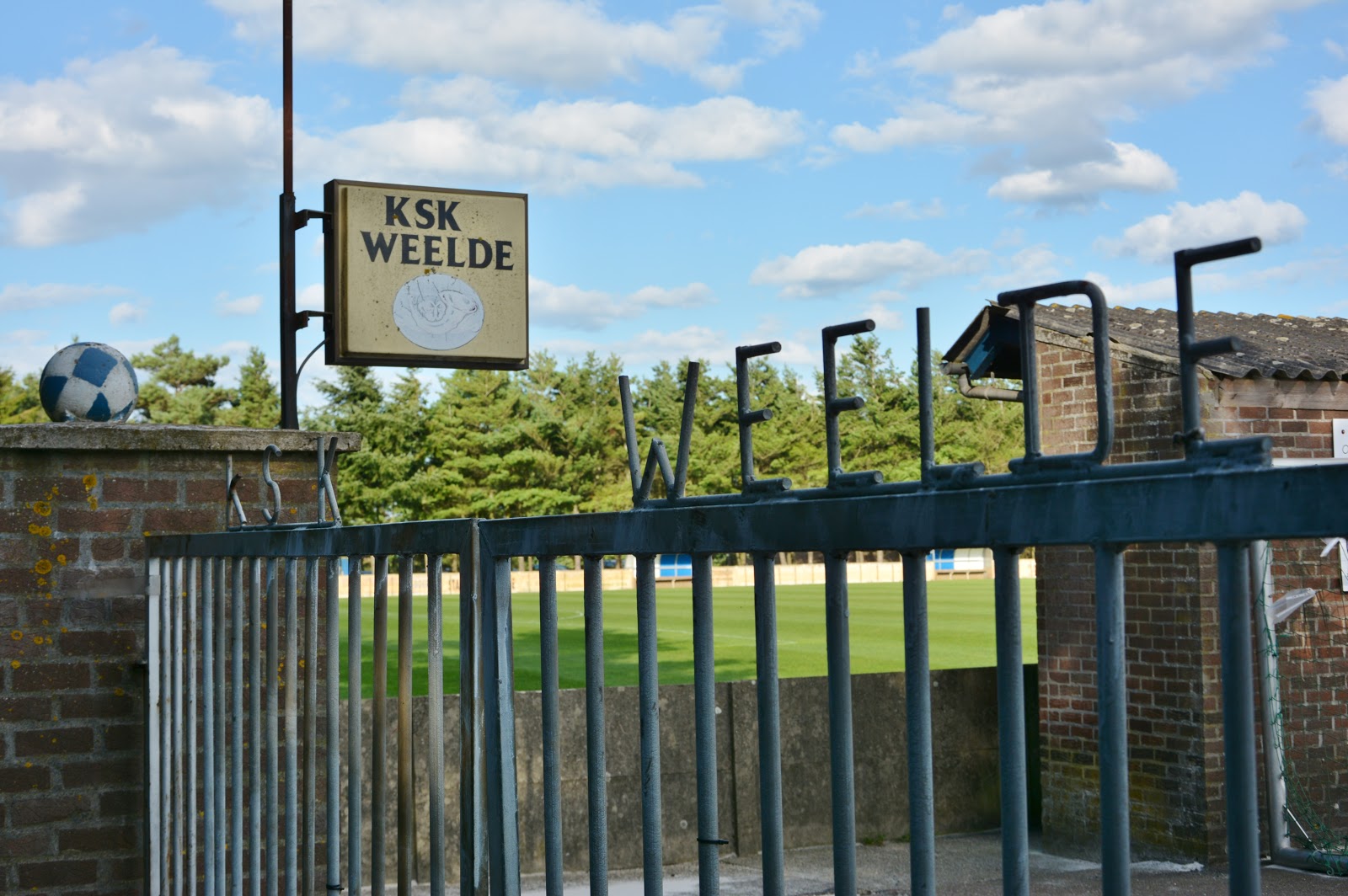 Extreme Football Tourism: BELGIUM: KSK Weelde