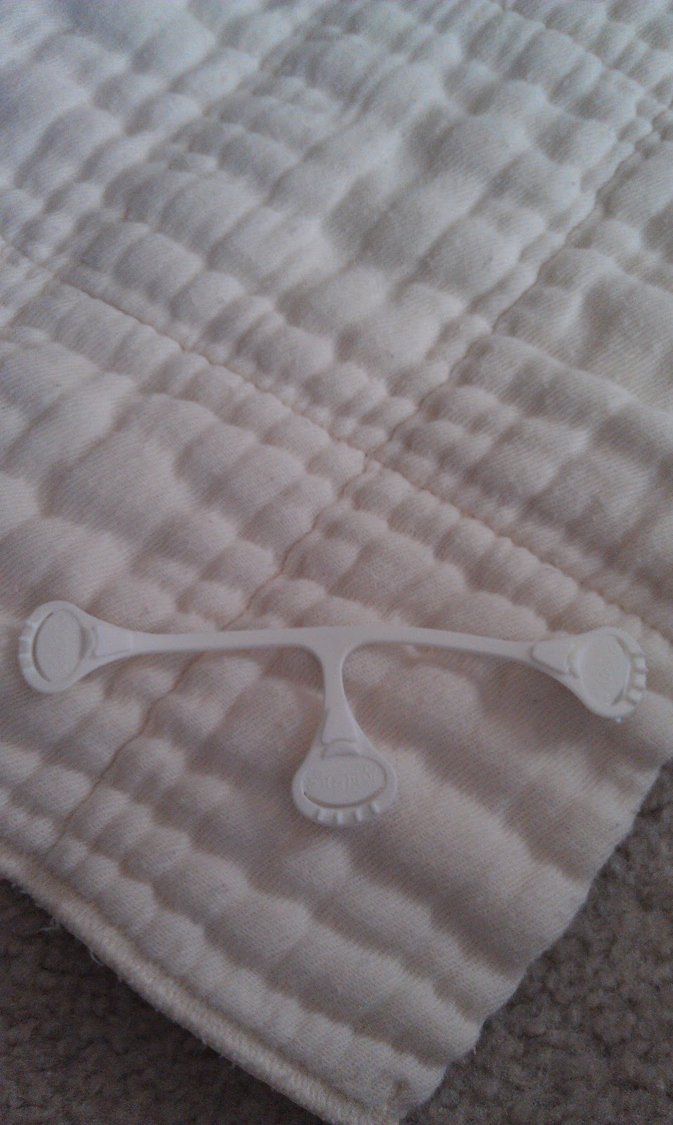 Stay At Home Cloth Diapering Mama: Snappi Diaper Fastener - Review