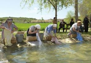 De lavaderos y trapos sucios | Lavaderos públicos