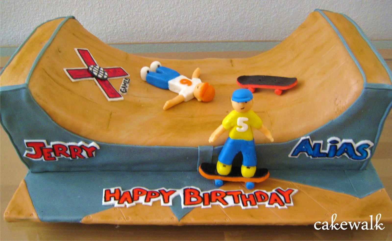 Massimo on Pinterest | Skateboard Cake, Skateboarding and Birthday Cakes