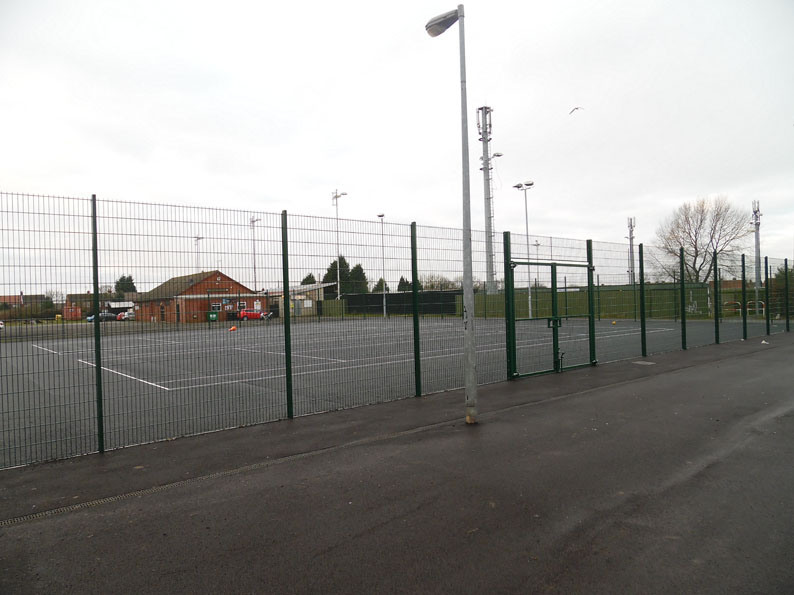 Nigel Fisher's Brigg Blog: BRIGG REC GROUND: TRY TENNIS FOR FREE DURING ...