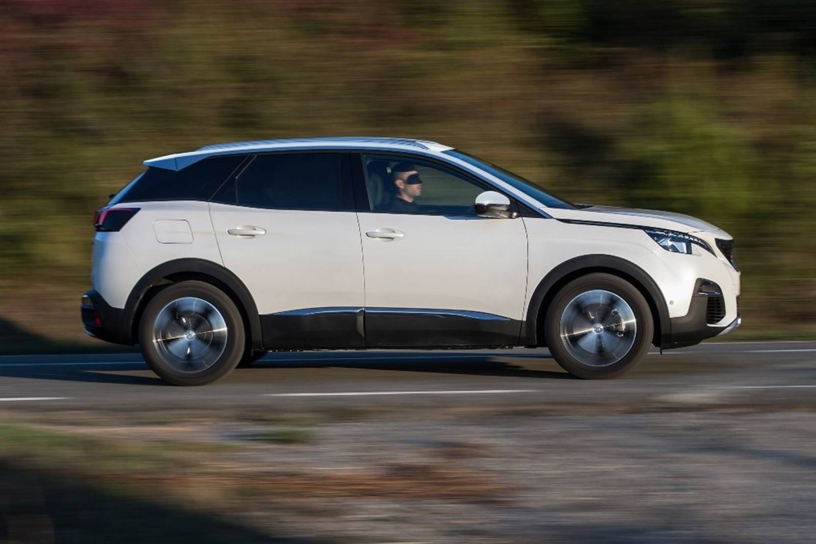 Novo Peugeot 3008: preços, consumo, detalhes - Brasil