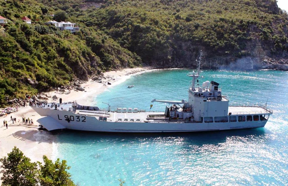 Coronel Von Rohaut: Buques de desembarco