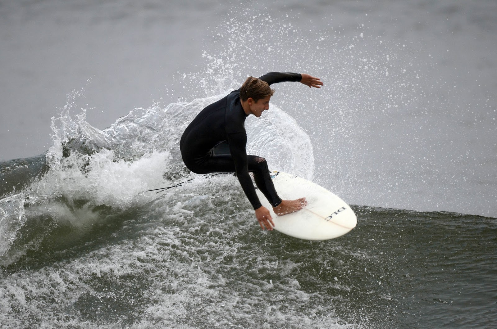 Wave Rider Society- Local Surf Photos: Irvine Surfer: Nick Austin