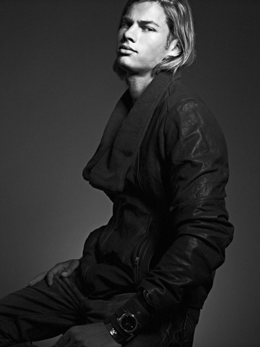 L'Homme du Jour: ALEXANDER KJELLEVIK