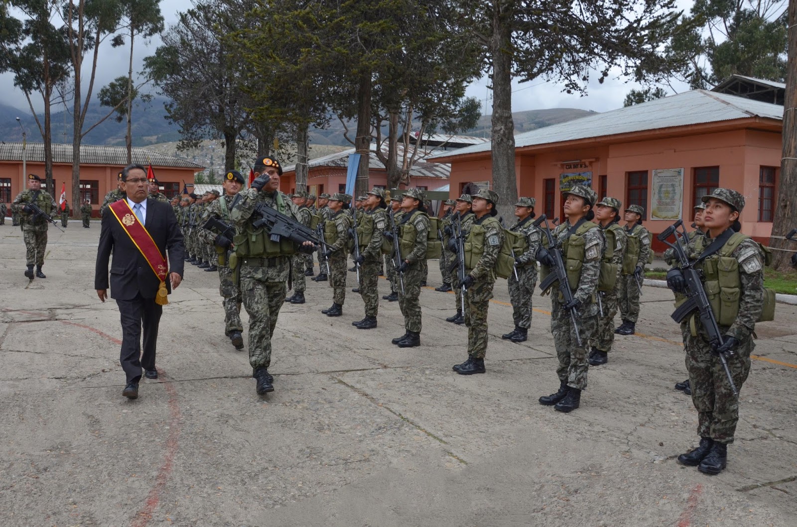 Nuestro Ejército en video: Conozca usted, a los nuevos mandos del ...