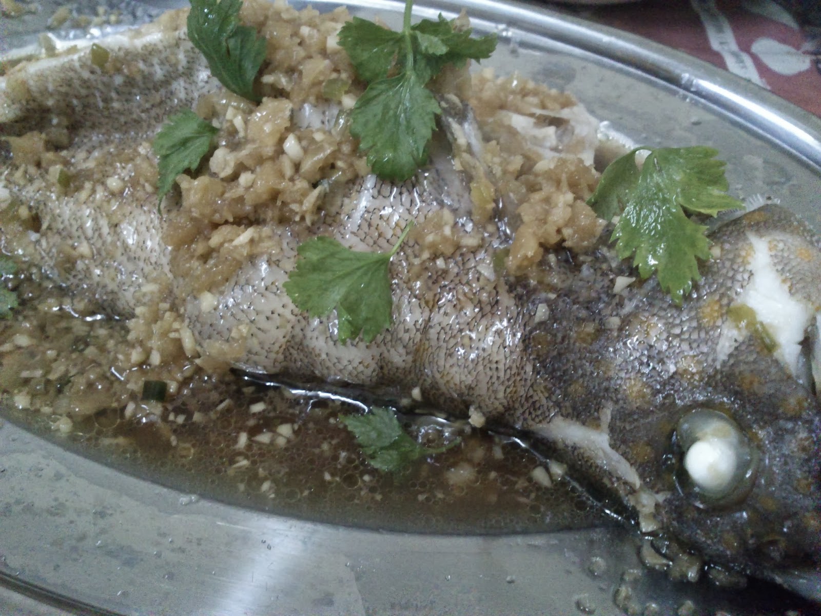 美味情缘: 菜脯蒸鱼 Steamed Fish with Preserved Turnip