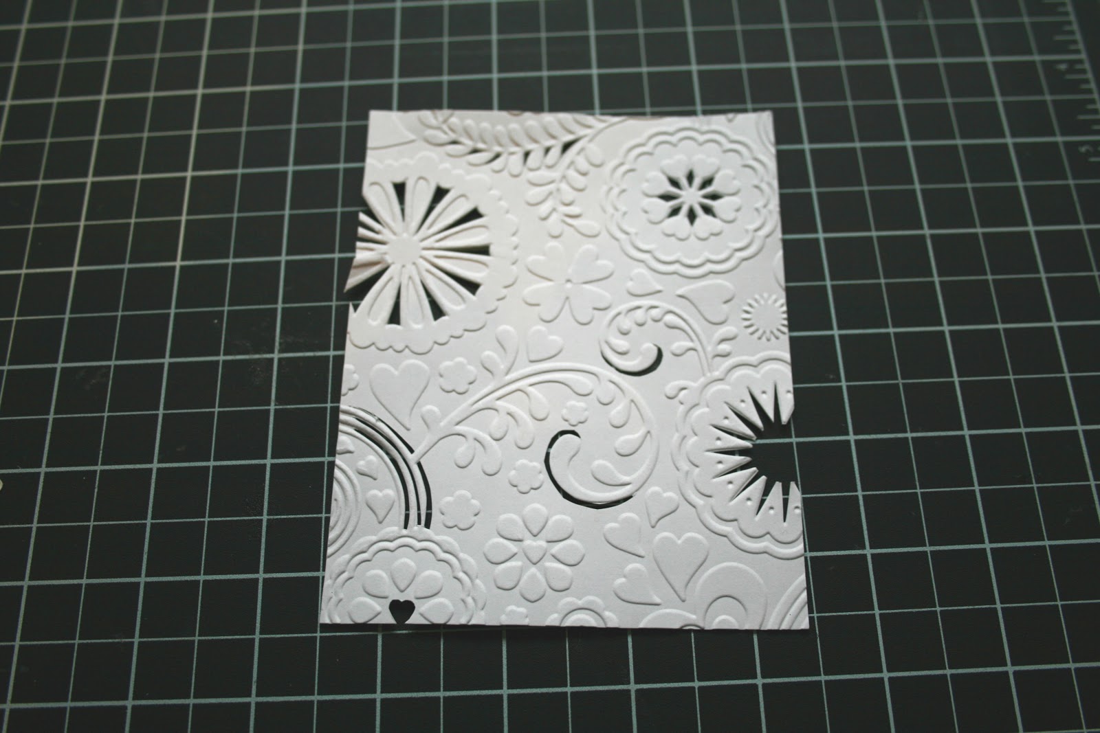 Fantabulous Cricut Challenge Blog: Quick Tip Tuesday: Cutting Out ...