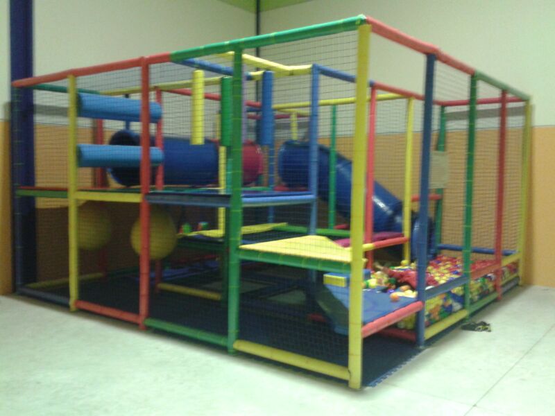 INSTALACIÓN DE PARQUE DE BOLAS EN MORÓN (SEVILLA) | DIMA Parques Infantiles