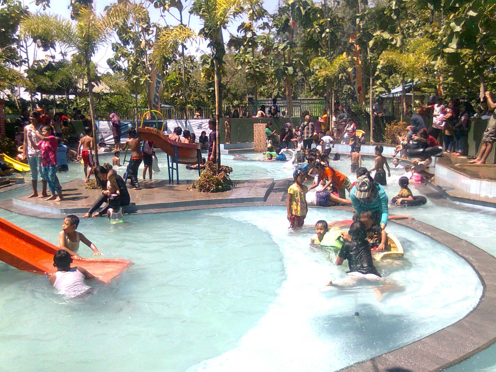 Pemandian Hargo Dumilah Ngrambe | Ngawi | NGAWI