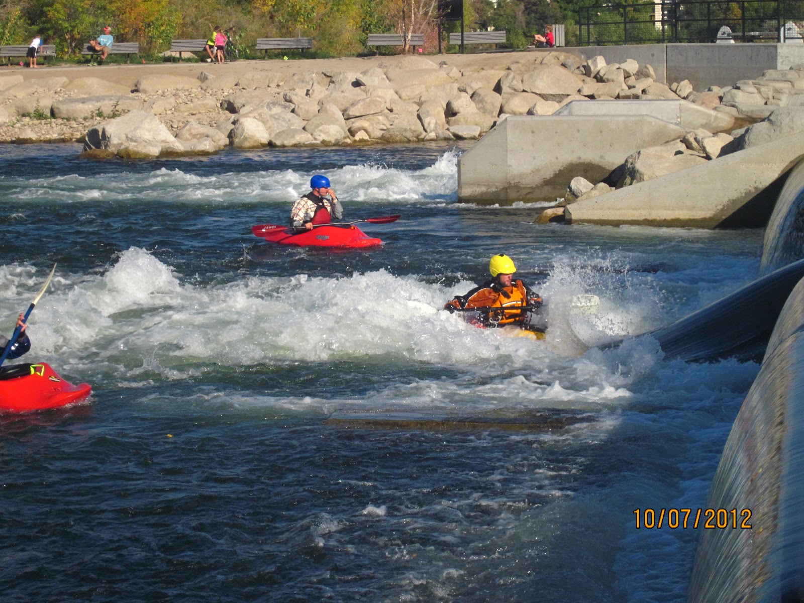 Boise River Kayak Park: The Changing Wave.
