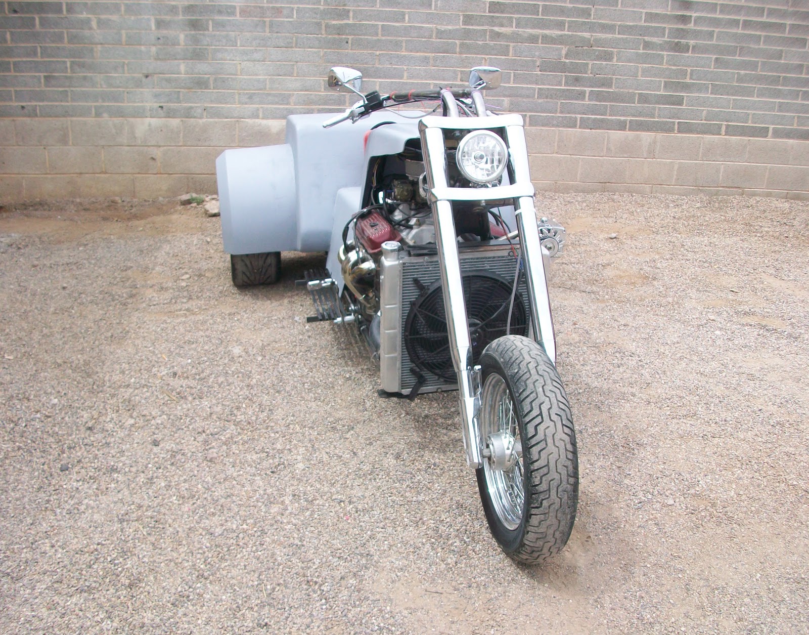 V-8 Trike