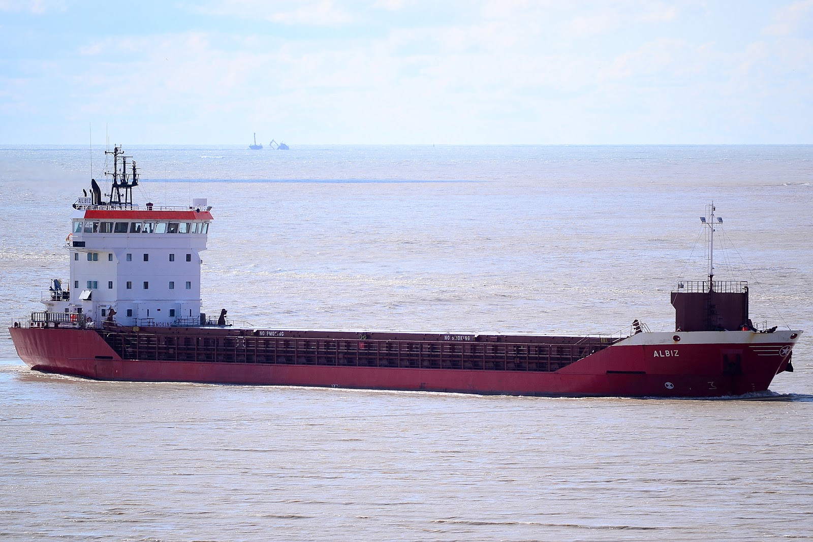 BUQUES MERCANTES A SU PASO POR SANLUCAR DE BARRAMEDA: ALBIZ