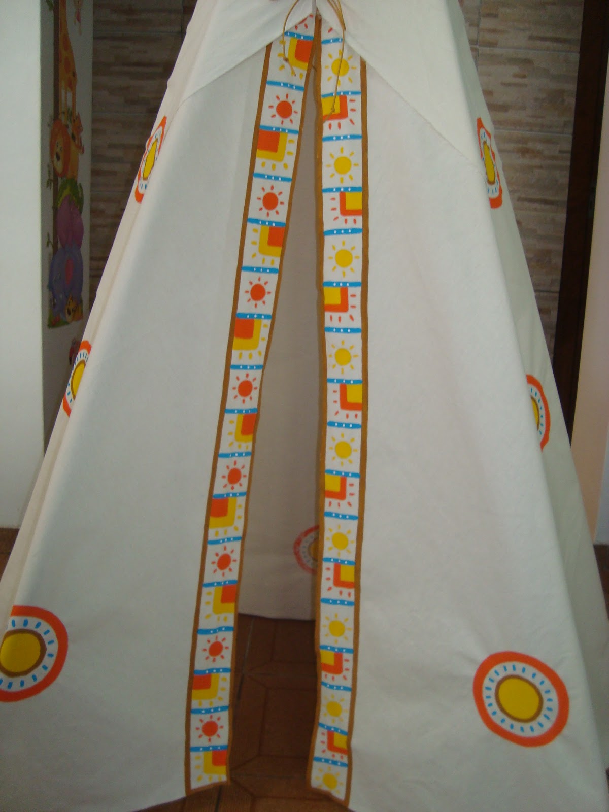 Arte Customizada by Priscila Kato: Tenda de índio e pintura em vasos de ...