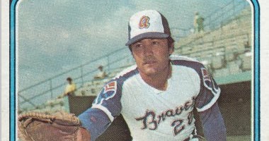 Daily Autograph: Mike Lum