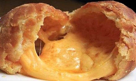 Suzy Homefaker: Cheese Filled Biscuits~ Copycat Abram's Hoop Cheese Biscuit