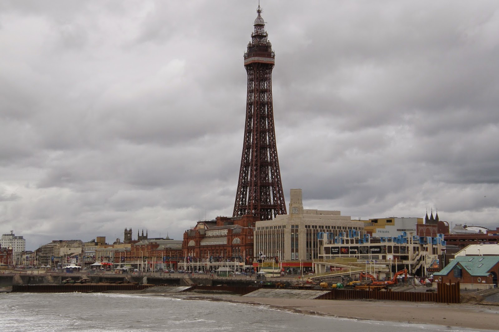Four Seasons: Blackpool, UK