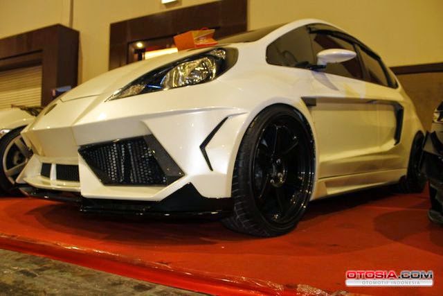 Best of Auto Car: Like the Honda Jazz Modification Lambo Face