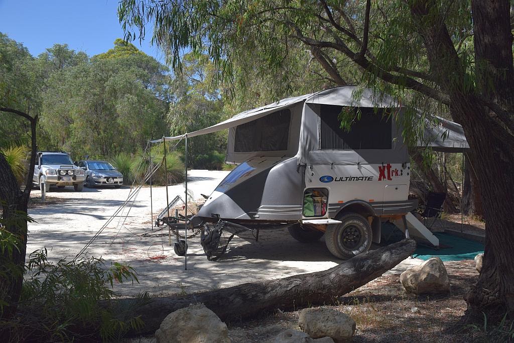 sharkcavers blog: More Nights under canvas: Martin's Tank take 2