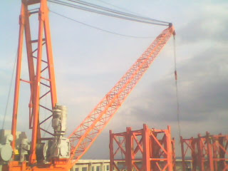 TOWER CRANE INDONESIA: Dismantling Tower Crane POTAIN FO 23B Malang ...