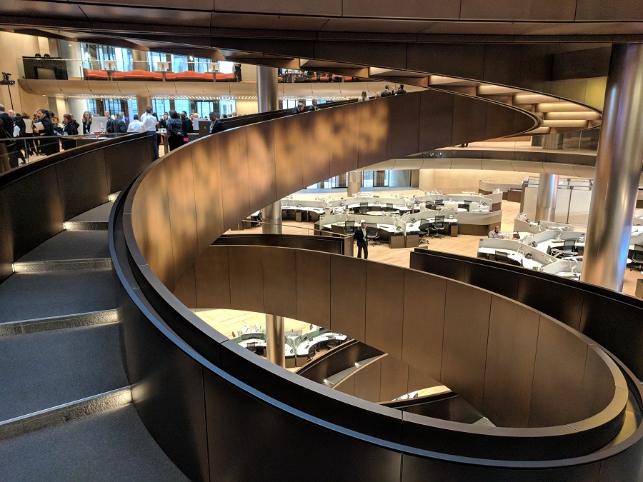 PRANCHETA DE ARQUITETO: RAMPA HELICOIDAL: BLOOMBERG HQ, LONDON