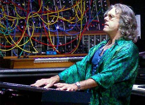 10 Keyboardist Terbaik di Dunia Sepanjang Masa Paling Berpengaruh ...