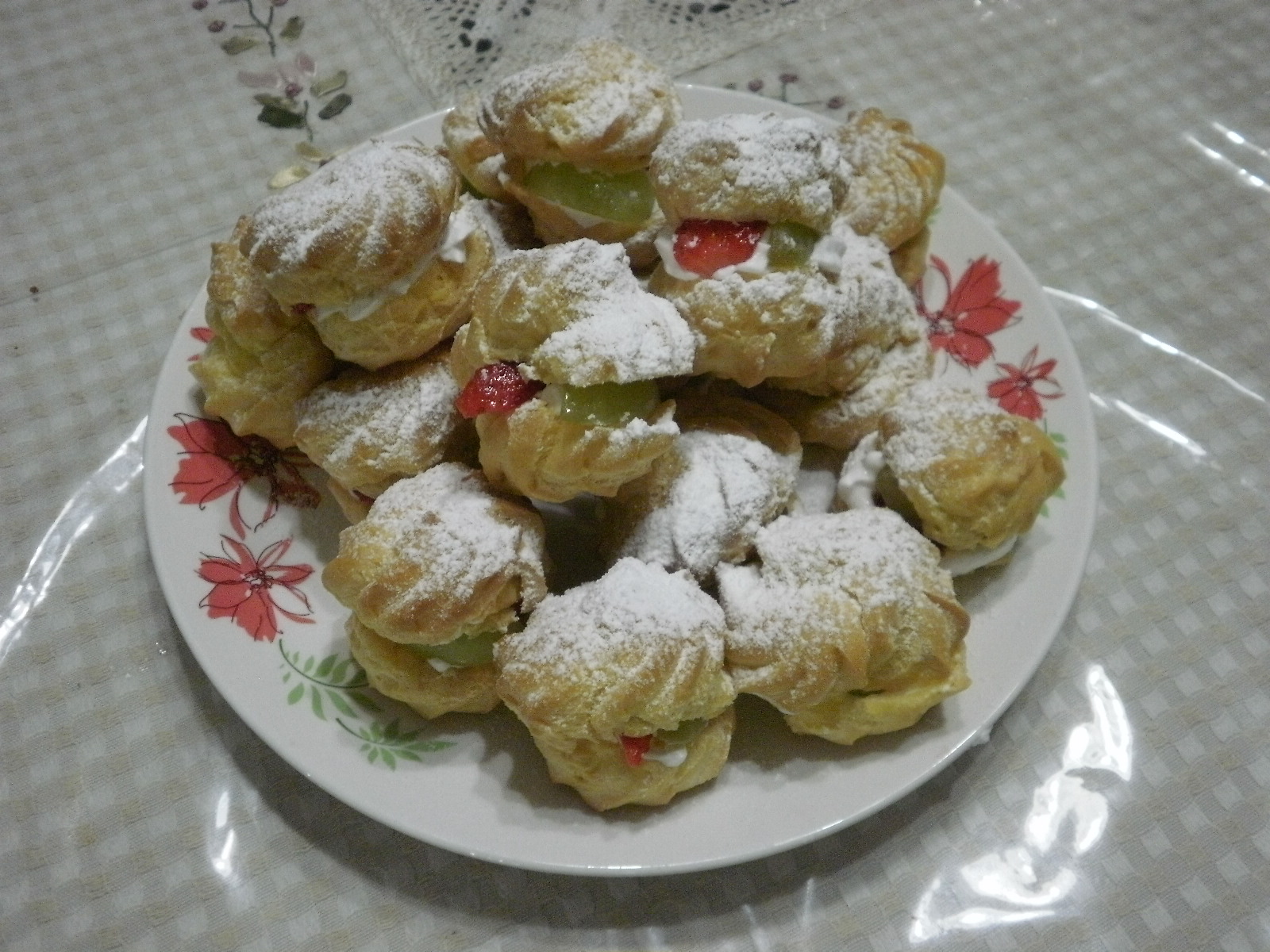 Zara ♥ Baking: KRIM PUFF BUAH-BUAHAN SEGAR