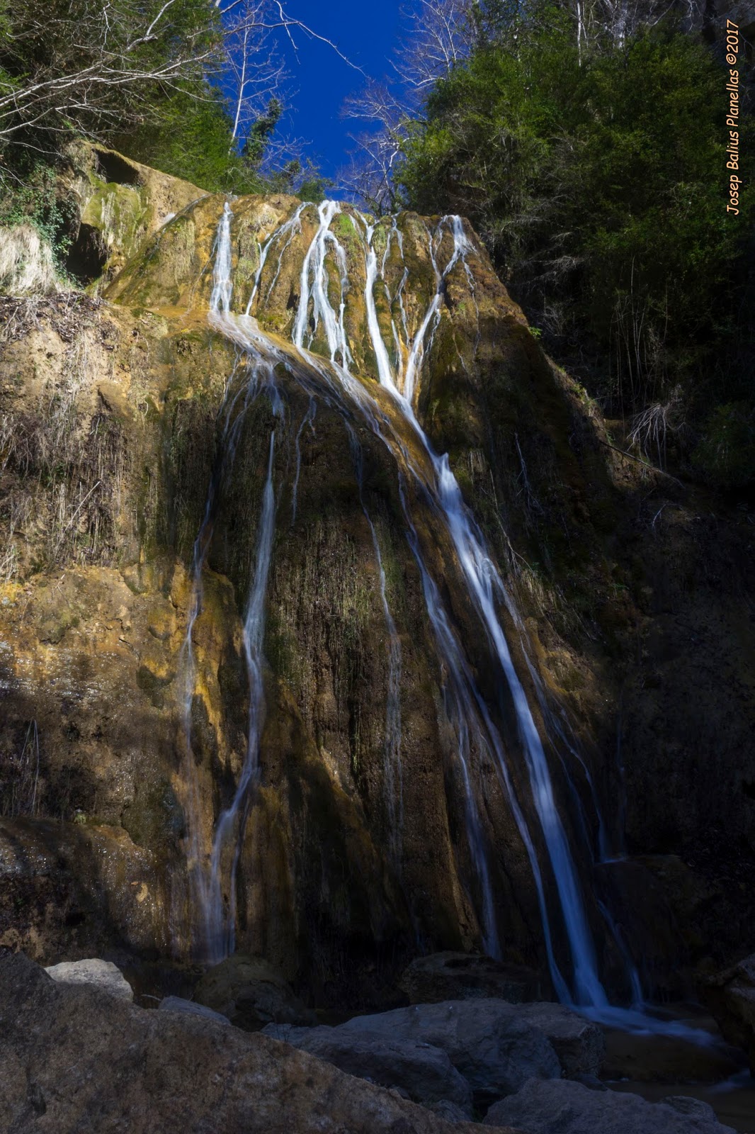 Racons de Catalunya: Salt de la Roca Alta i salt de Massats (Ripoll)