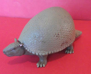 Dos Fósseis ao Plástico!: GLYPTODON (WILD REPUBLIC)