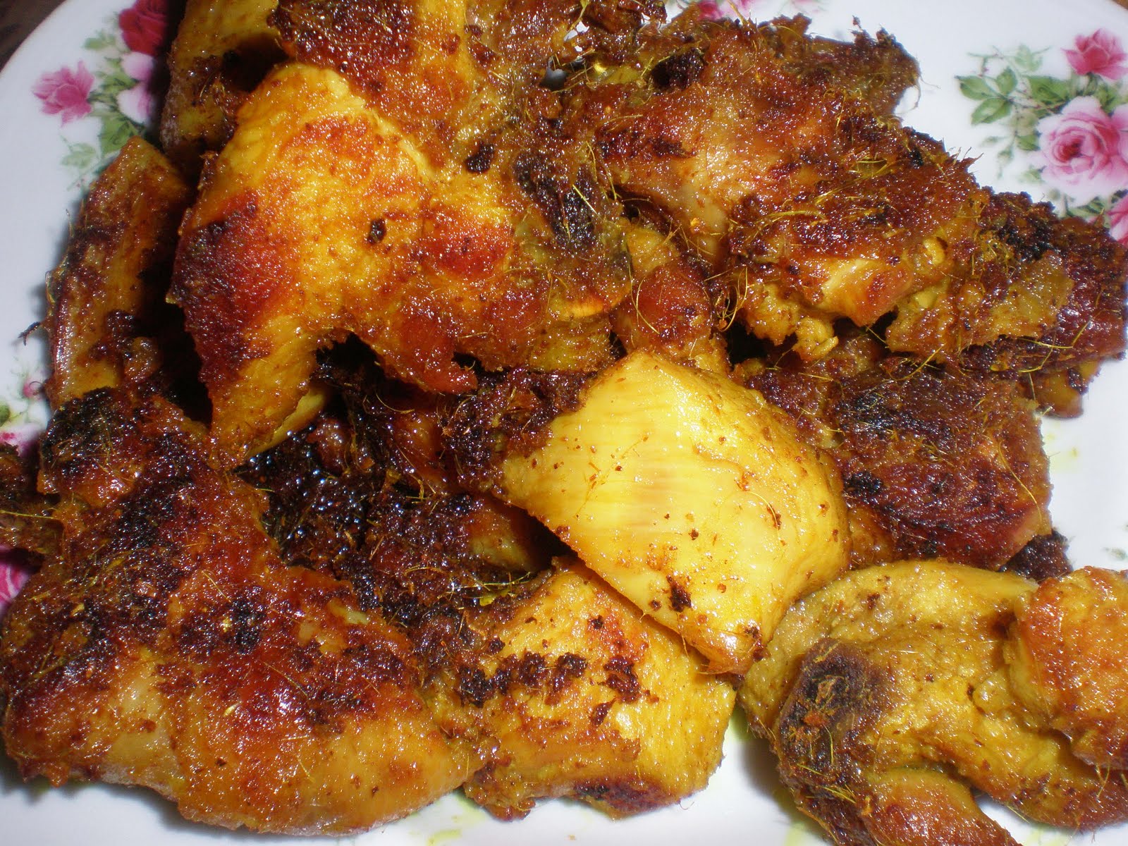 LINDARAHIM-UMMYAISY: AYAM GORENG REMPAH